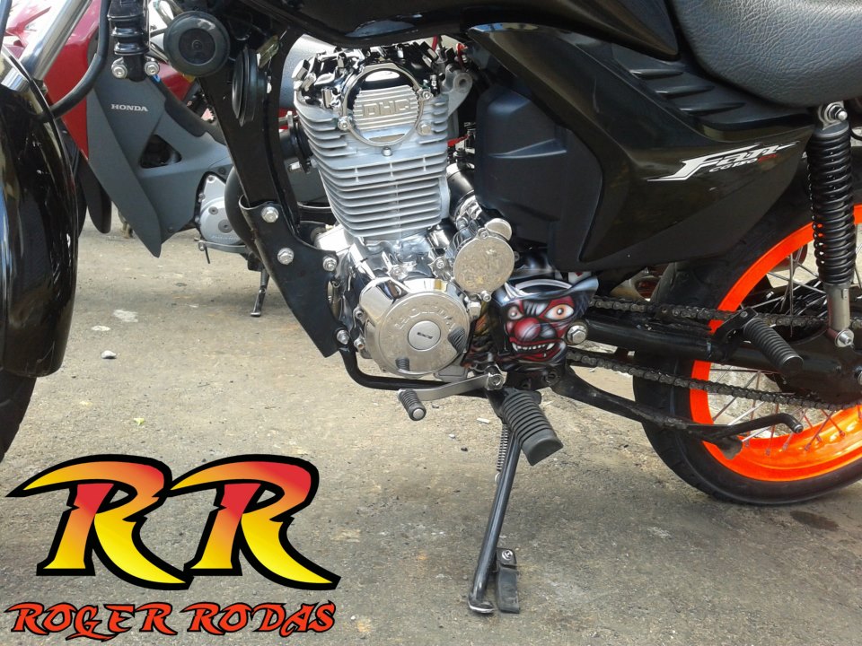 roger rodas: FAN 150-AROS VIPER MOTARD 2.50X18